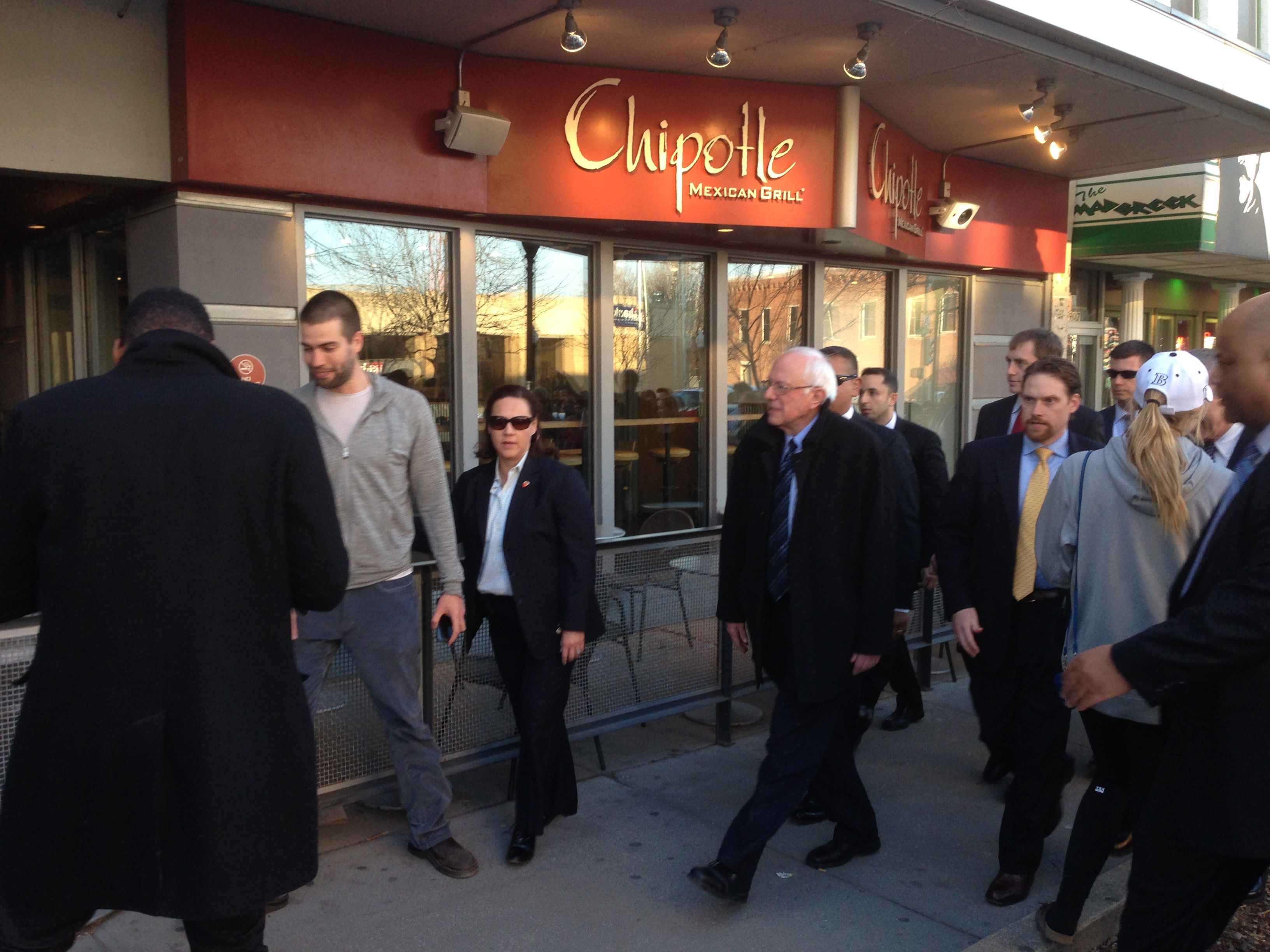 Bernie Sanders strolls through downtown Lawrence, gets haircut before ...